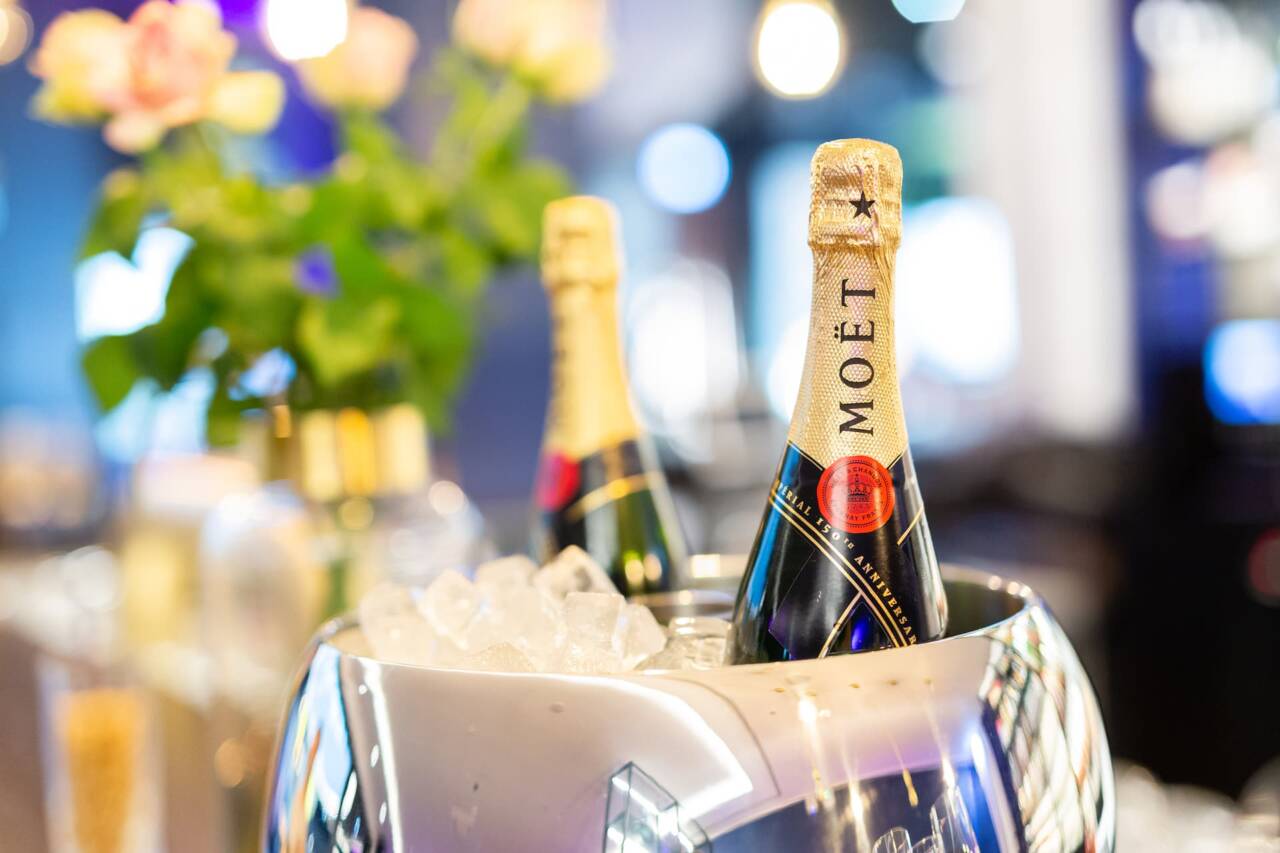 Restaurant & breakfast in Berlin Moabit | Hotel MOA Berlin